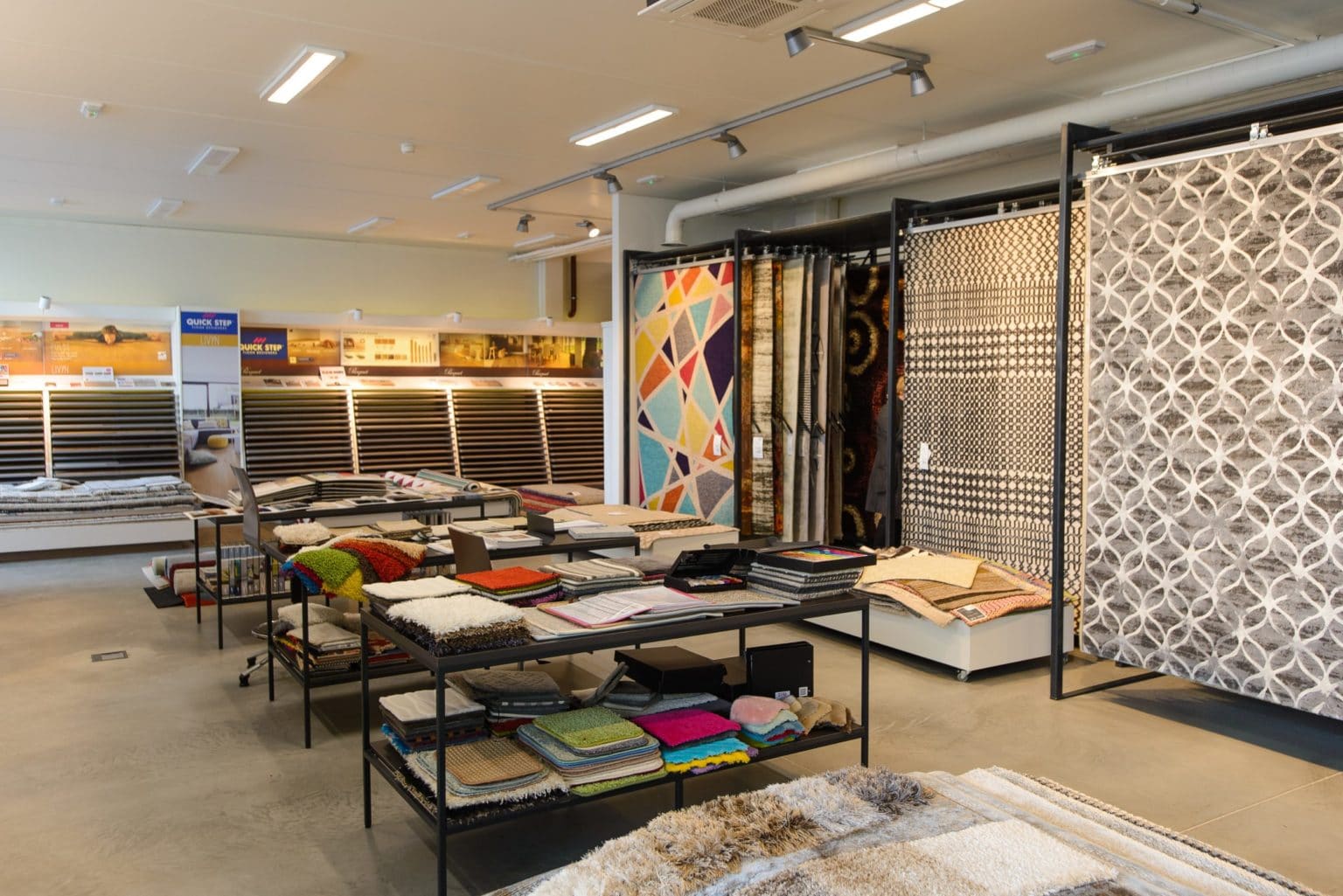 Par mums - DECCO CENTRS